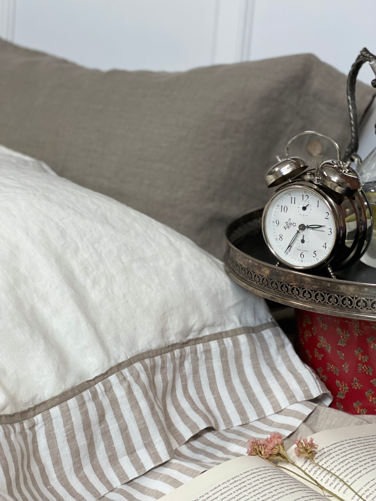 Old World Linen by Julia Sohl. Handcrafted bedding & flax goods